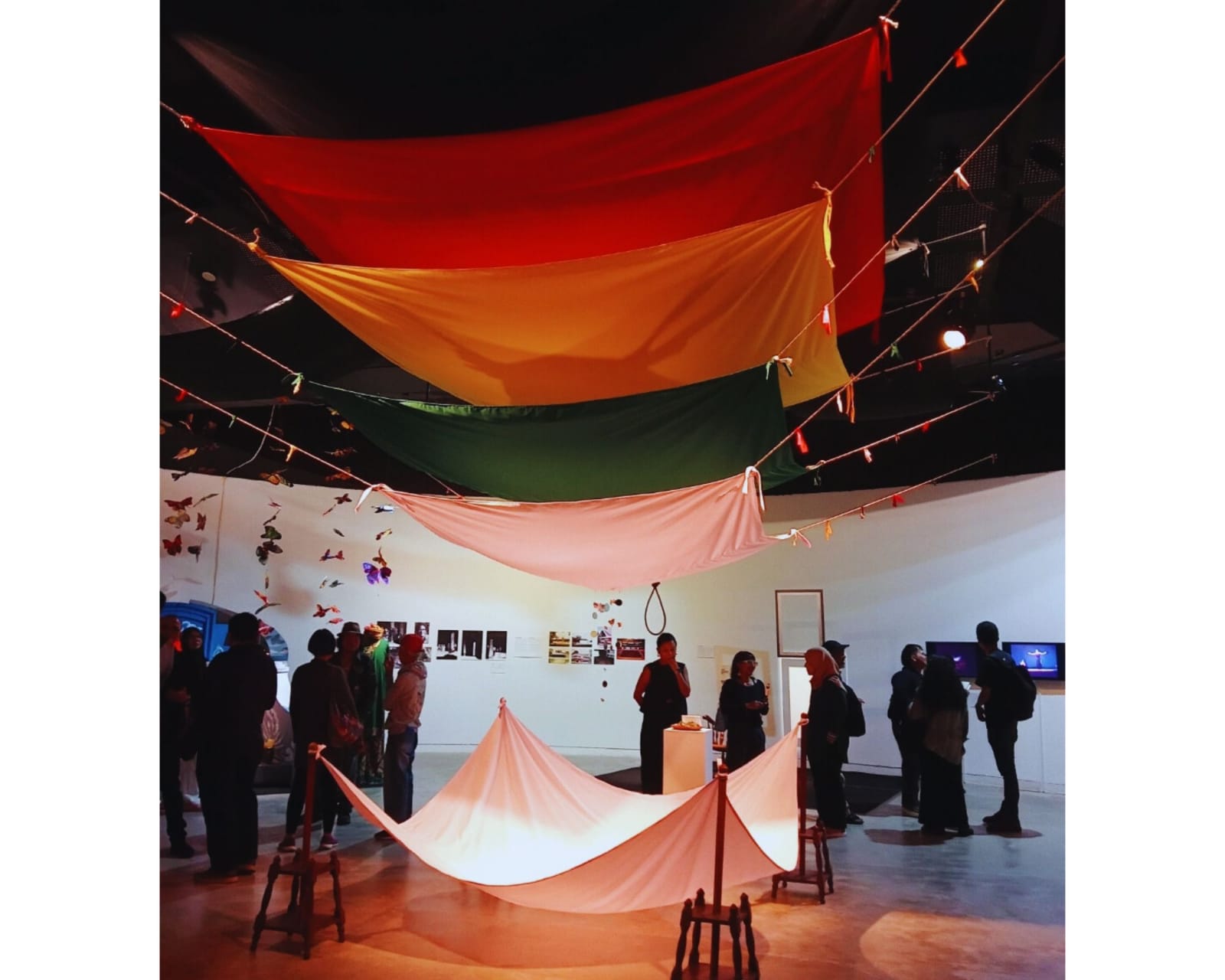 Pameran Perjalanan Skenografi Indonesia, Telaah Seni Rupa untuk ...